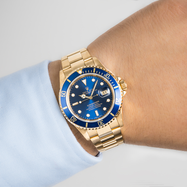 Rolex Yellow Gold Submariner Date Blue Dial 16618 | WatchCentre | Watch ...